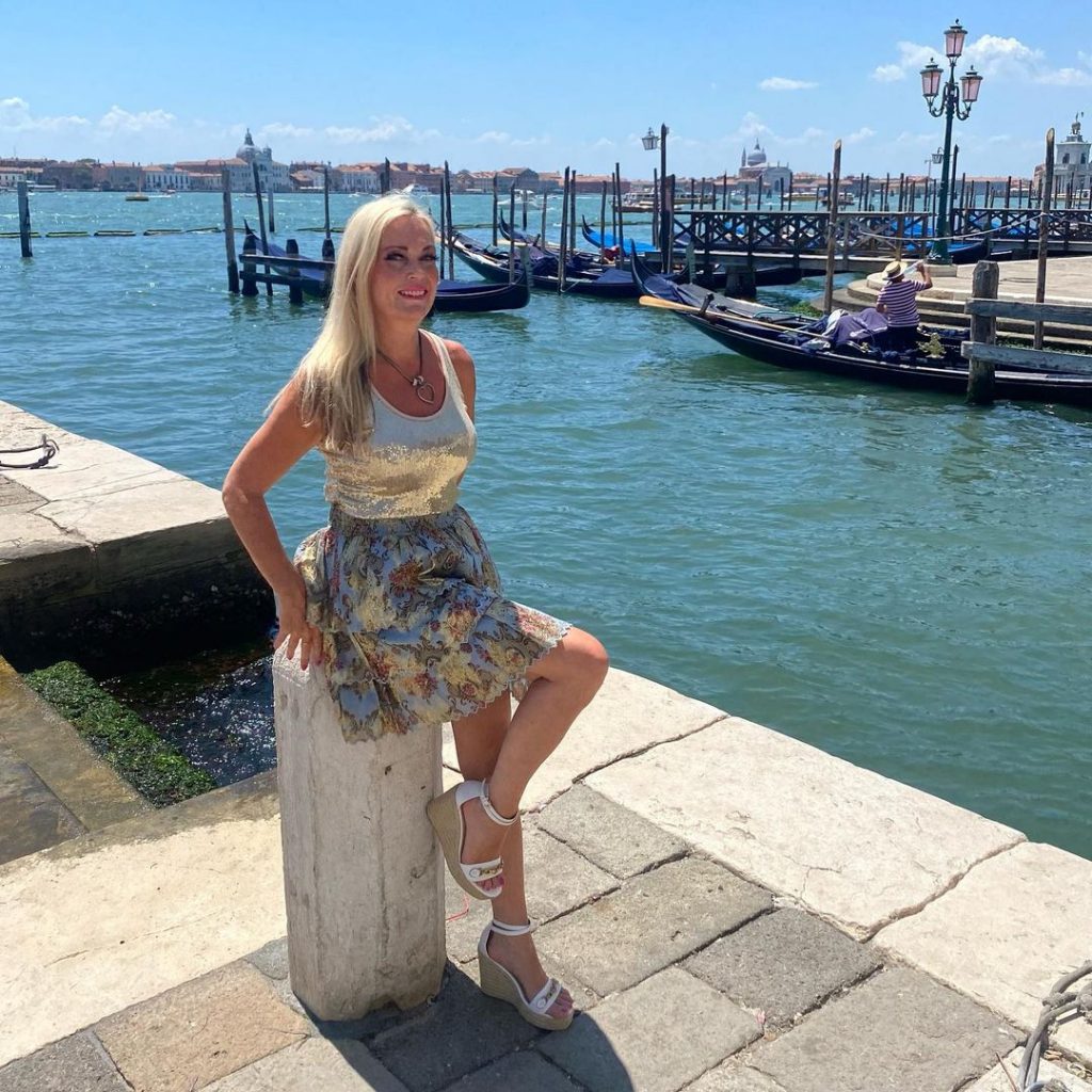 Finnish Women – Expert Dating Guide